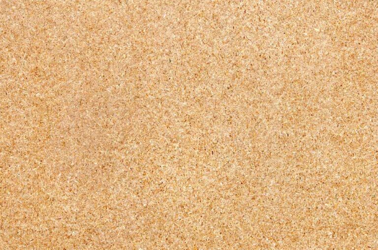 Traitement finition dalle agglo : panneau de particules prêt à l'usage